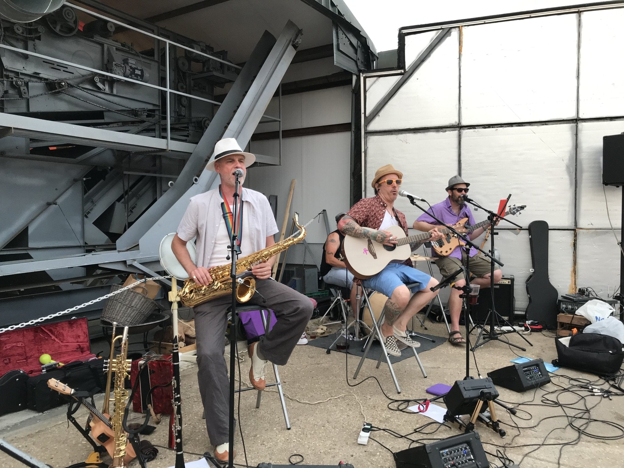 Bands wanted for the Hogs Back Tap this summer – Hogs Back Brewery