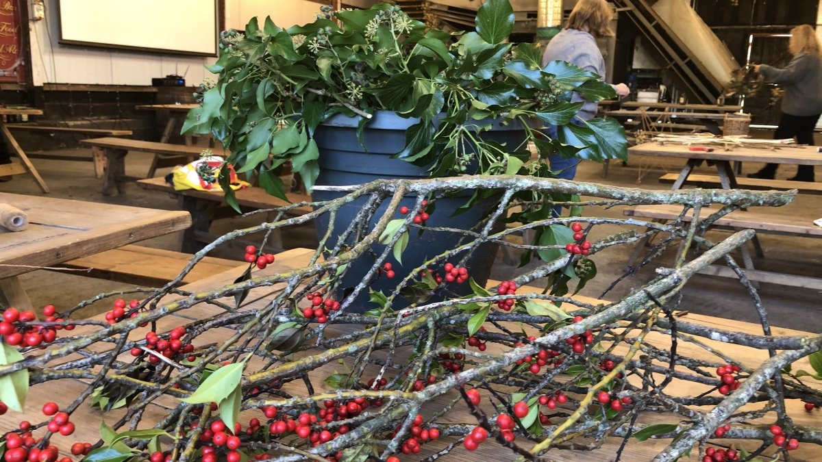 Christmas craft workshops a success – Hogs Back Brewery