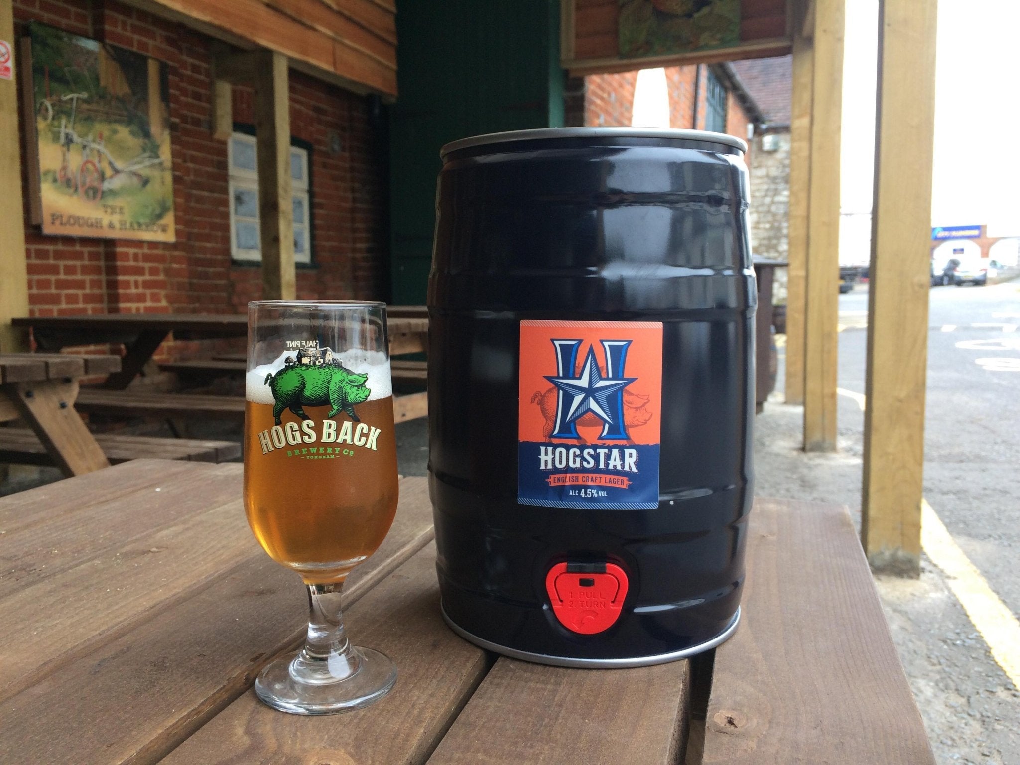 Hogstar 5 Litre Mini Kegs unveiled for the World Cup – Hogs Back Brewery